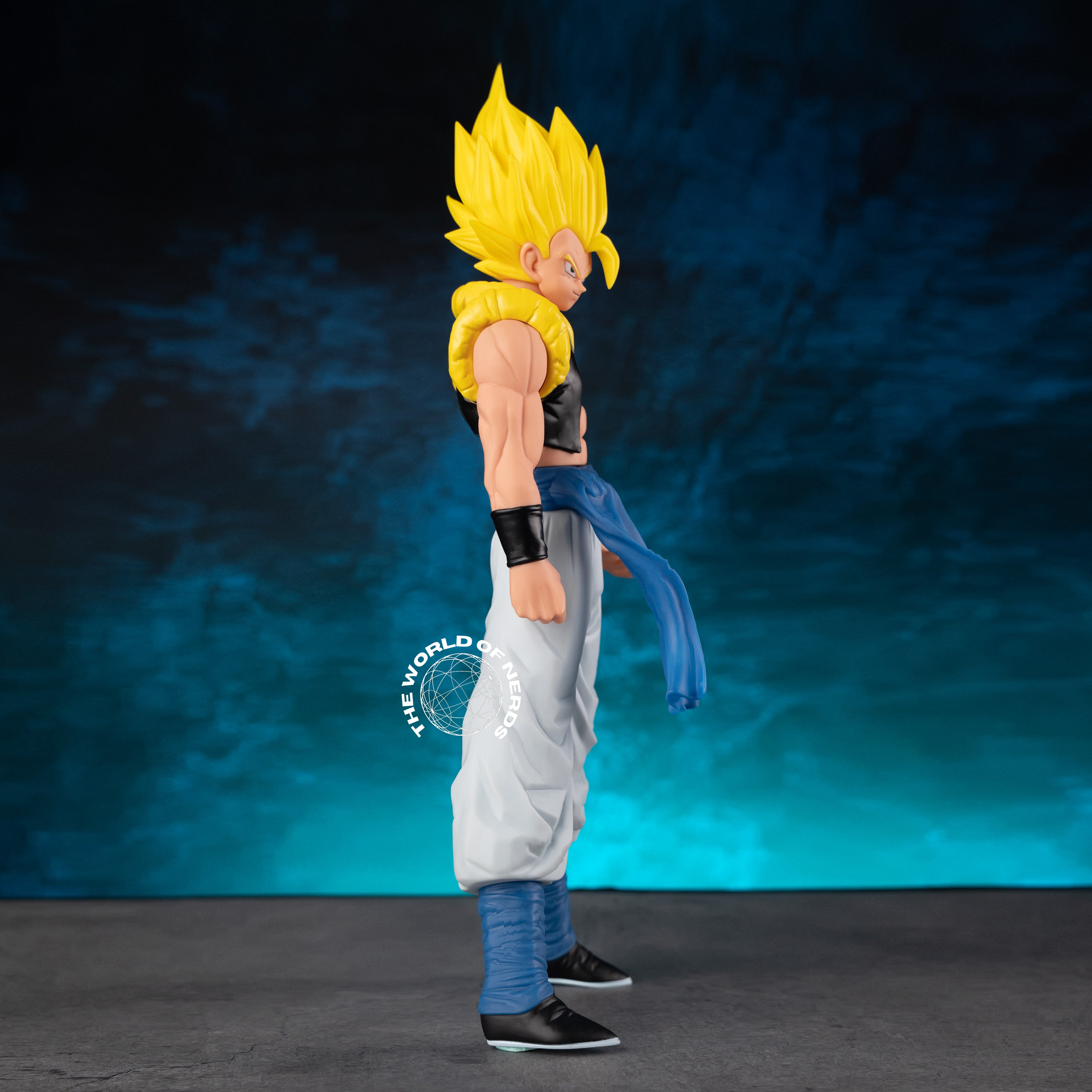 GOGETA SUPER SAIYAN ACTION FIGURE – The World Of Nerds