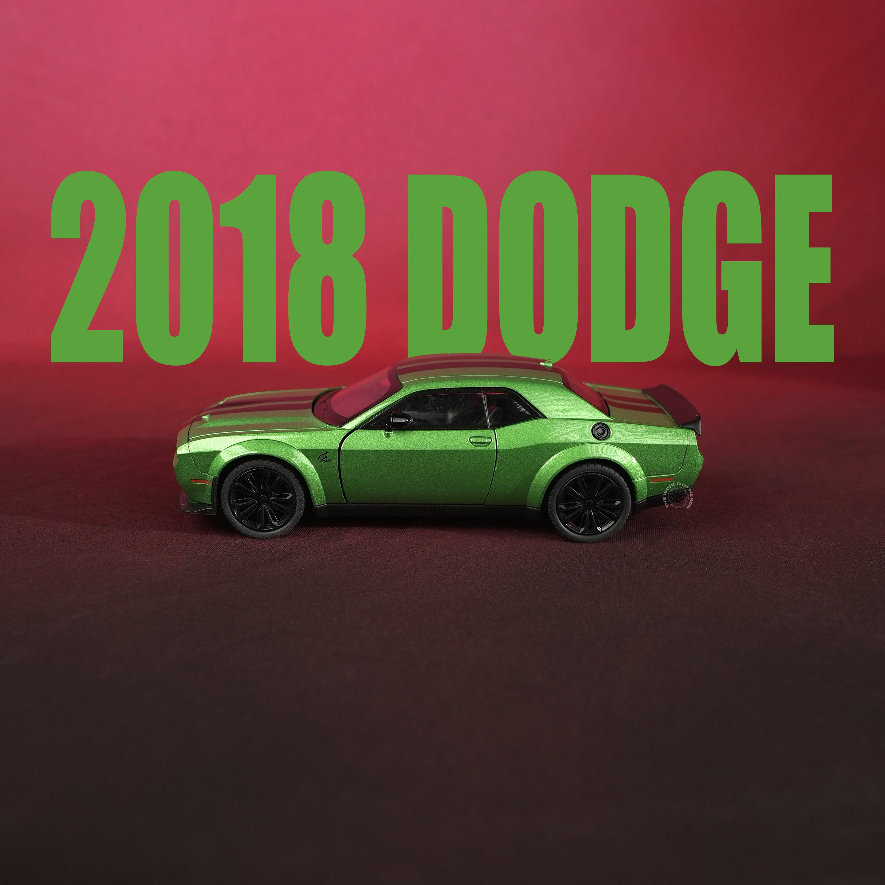Dodge Challenger Green Model Car - 1:22 Scale Diecast - The World Of Nerds