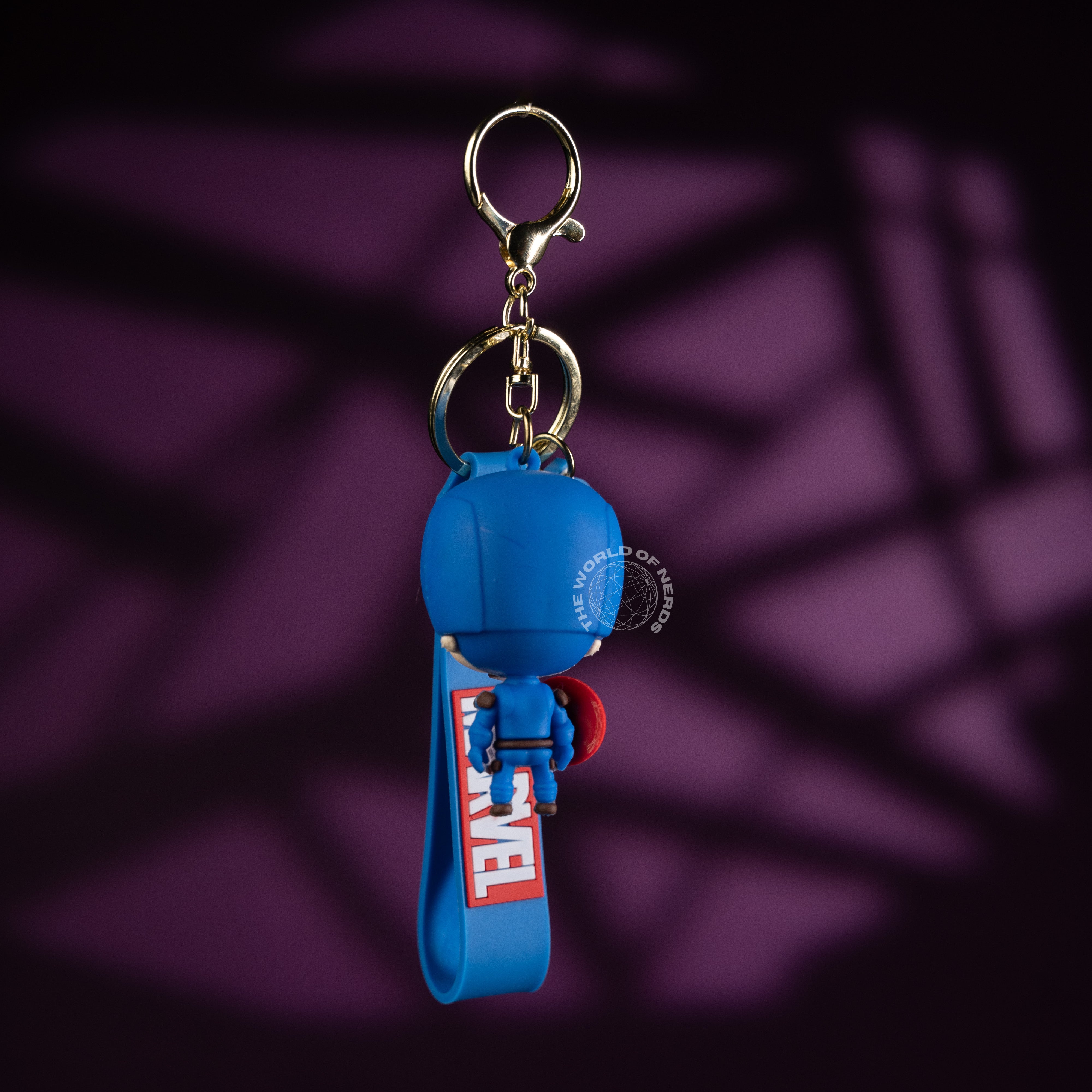 D1-CAPTAIN AMERICA KEYCHAIN – The World Of Nerds